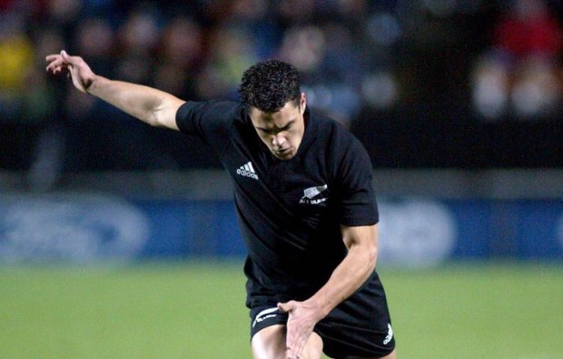 18 years ago today, Dan Carter scores 20 points on debut against Wales ...