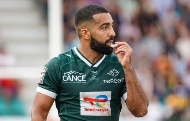 Zach Henry nails clutch conversion in Pau victory | Ultimate Rugby ...