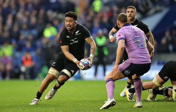 Ardie Savea Wins All Blacks Player of the Year at ASB Awards | Ultimate ...