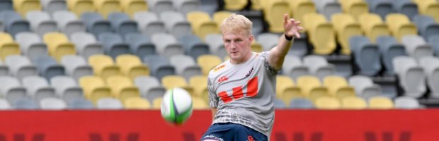 Tom Lynagh re-signs with Queensland Reds through 2025 | Ultimate Rugby ...