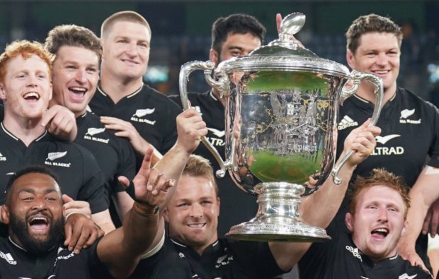 Tim Horan on the Bledisloe Cup Rivalry | Ultimate Rugby Players, News ...