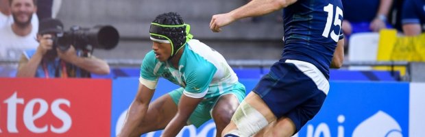 Watch Manie Libbok with a no look kick pass try assist | Ultimate Rugby ...