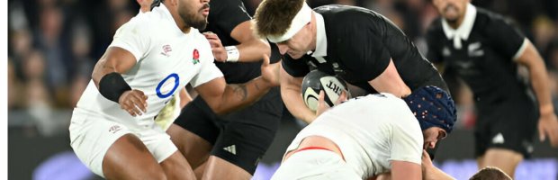 Head to head | Jordie Barrett v Ollie Lawrence | Ultimate Rugby Players ...