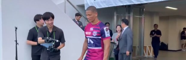 Manie Libbok has been unveiled by his new division 2 Japanese side ...